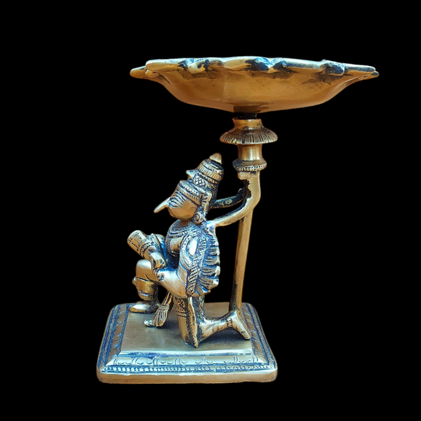Garuda - Hindu Demigod & Mount Of Lord Vishnu . Height 17 cm x Diamete ...
